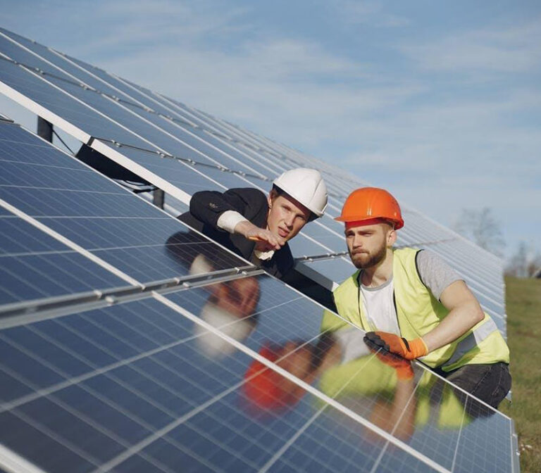 DC Energy – Expert Solar Panel & Battery Installation in Plymouth